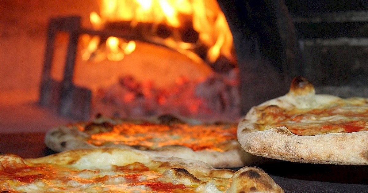"Pizzaiuolo": arta napoletană a preparării pizza - Drive Magazine